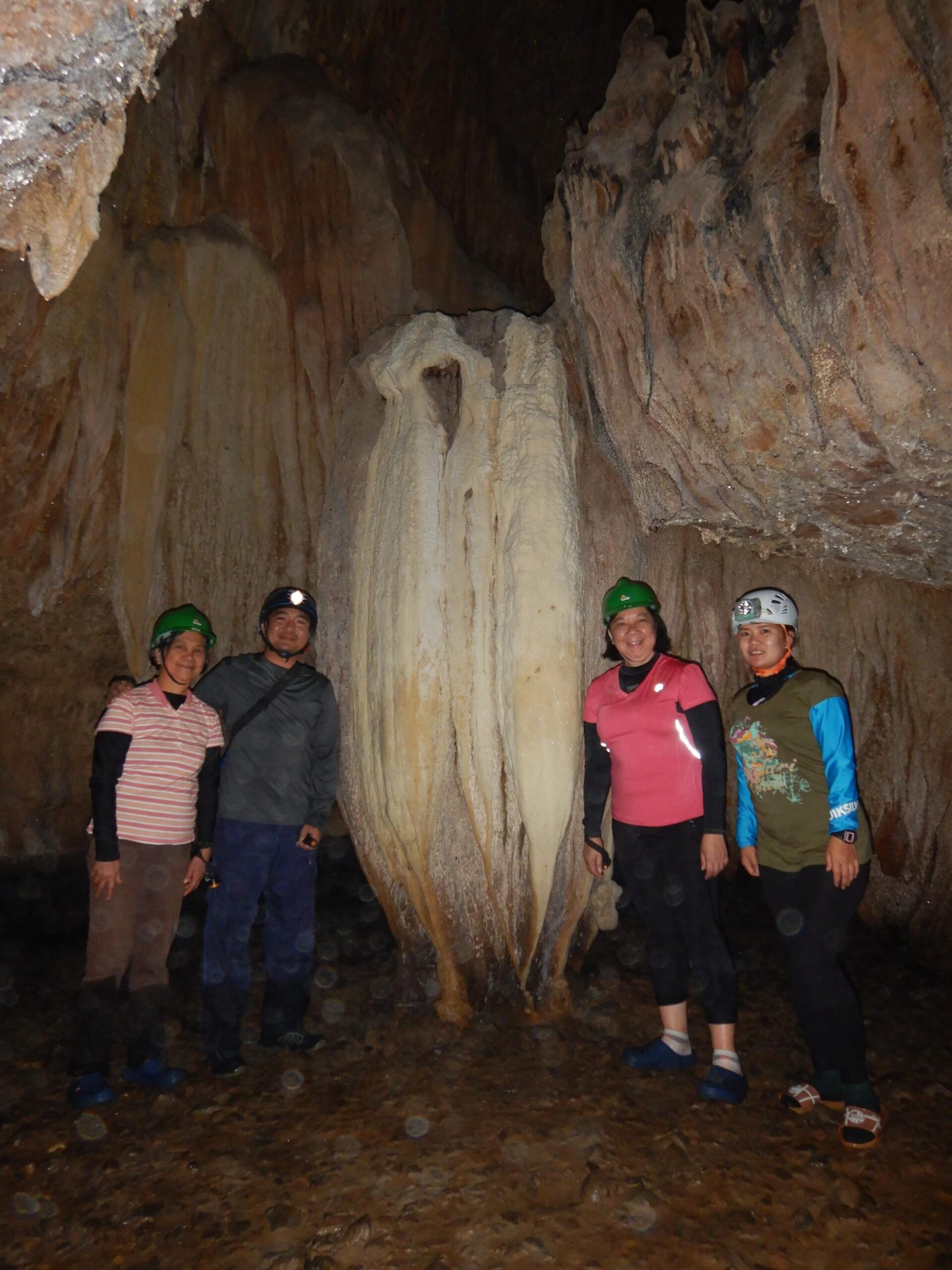 Caves require greater management as important, but seldom studied ...